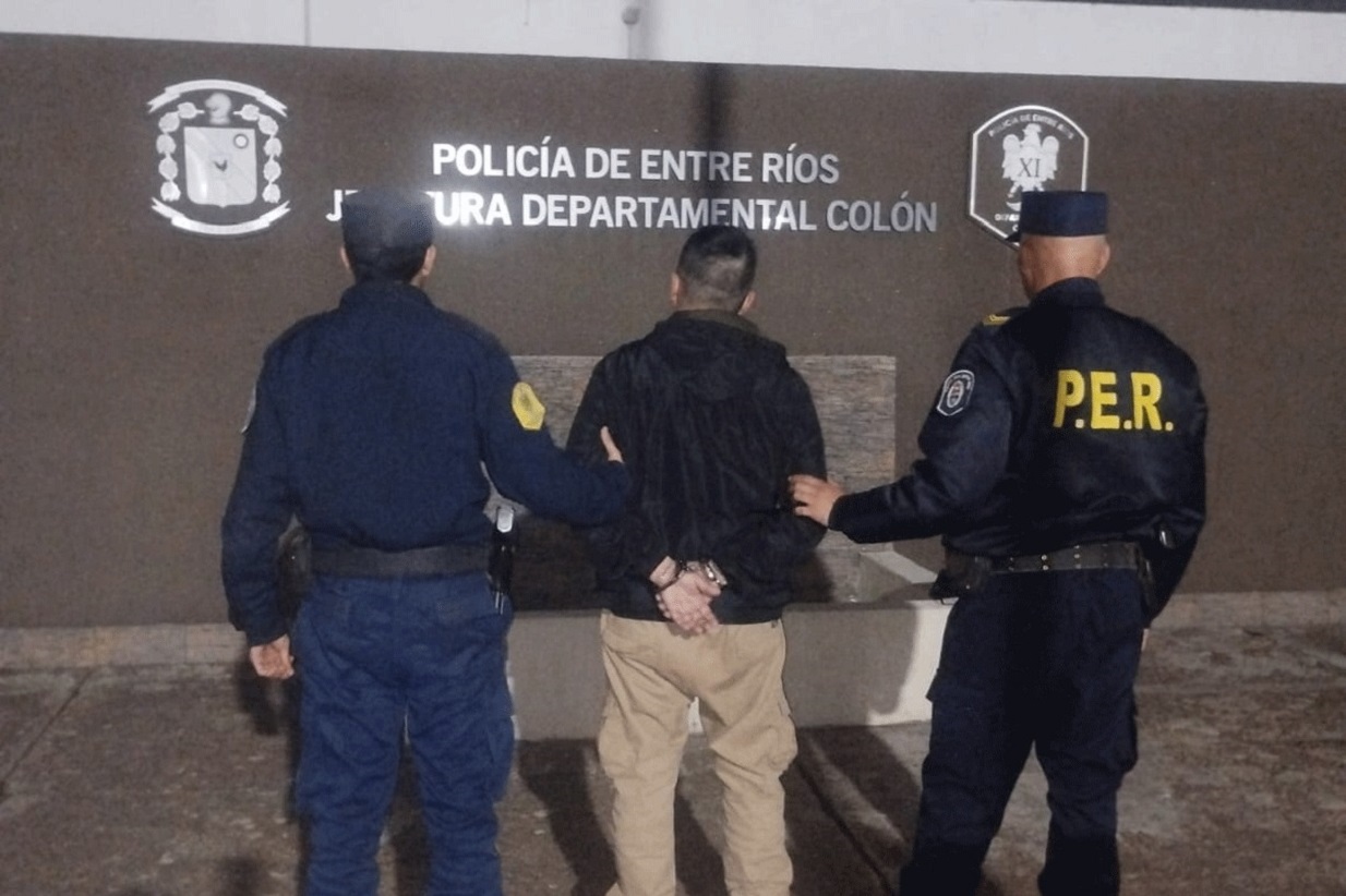 Tensión en un domicilio de San José: un hombre amenazó con un arma a su ...